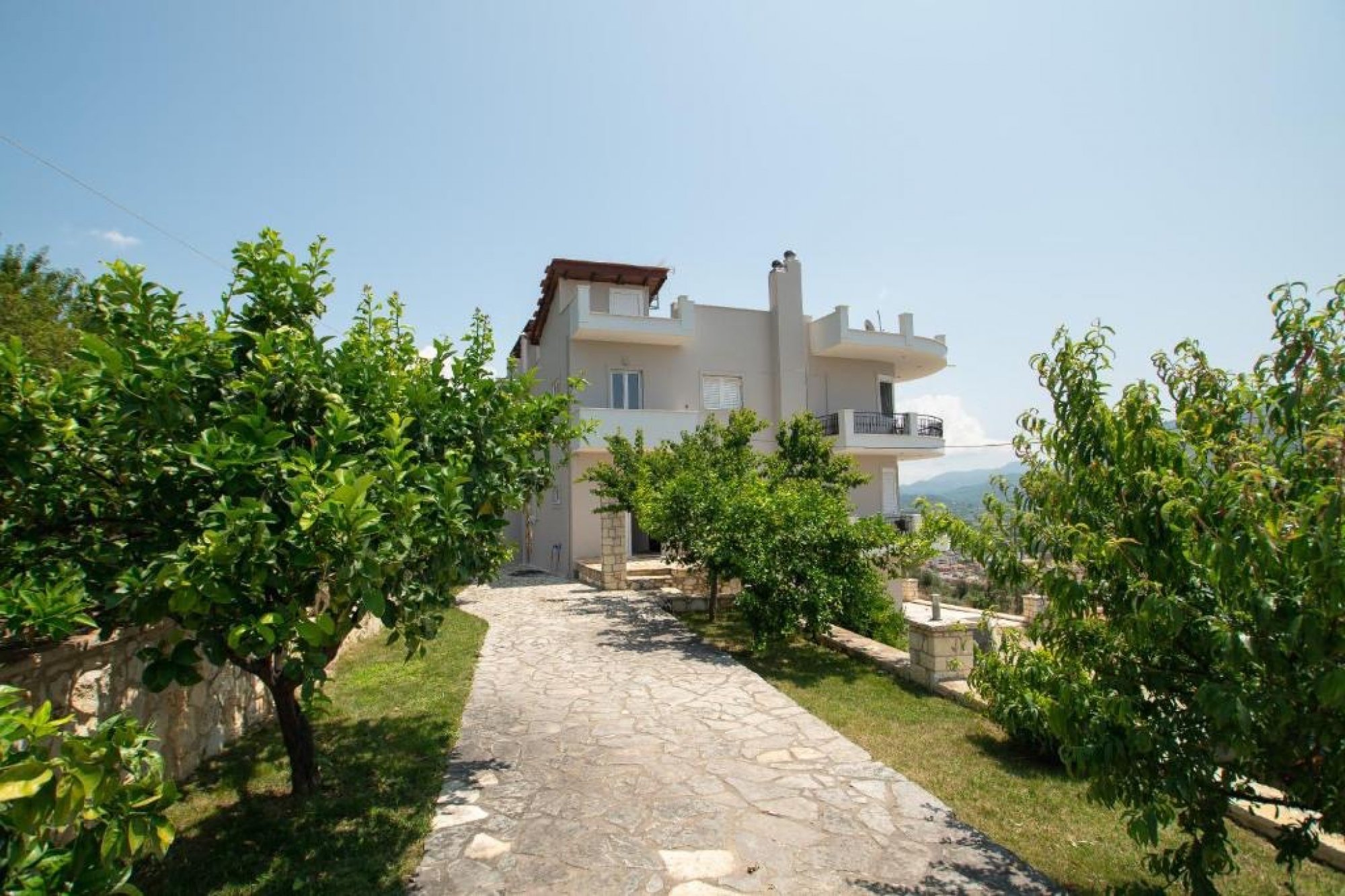 Σχετικά με εμάς Ionian Collection
